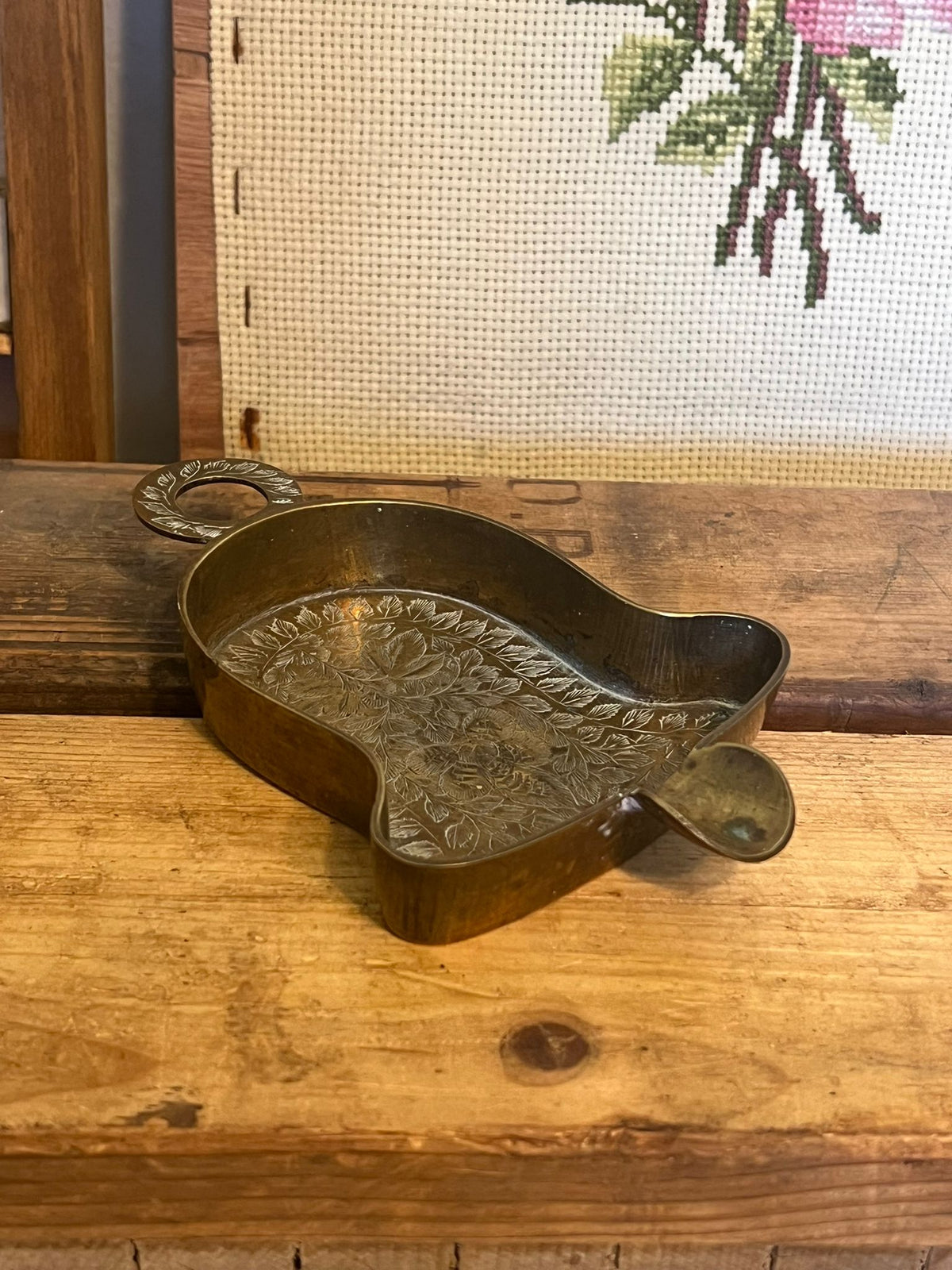 Vintage etched bell shaped Ashtray Trinket Disk — Big Whale Consignment